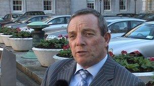 Gay marriage: the debate in the Republic of Ireland - BBC News