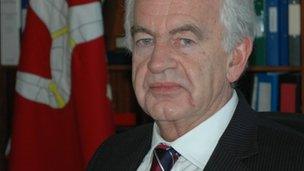 John Quinn appointed as Isle of Man acting attorney general - BBC News