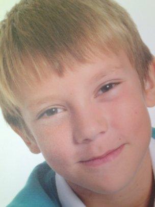 Caleb Hollow road death prompts Hayle road improvements - BBC News