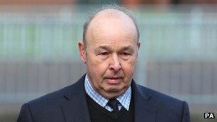 Kent huntsman Brian Fraser cleared of trying to murder ex - BBC News