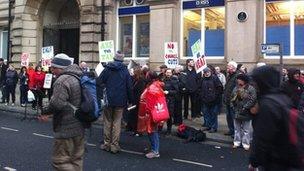 Liverpool City Council cuts: Protests outside town hall - BBC News