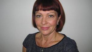 School places: Parents' views - BBC News