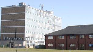 Lowestoft College buildings 'saved' with £2.8m grant - BBC News