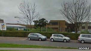 Bispham High School's head teacher and governors resign - BBC News