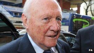 Broadcaster Stuart Hall: Some abuse victims to sue - BBC News