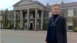 Londonderry Papers archive bought by PRONI - BBC News