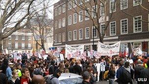 Key hub of student protest in London faces closure - BBC News