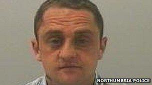 Robert Donald jailed for stab death of Lee Houchin - BBC News