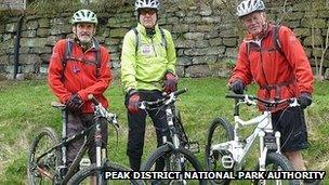 Peak District to get ranger bicycle patrols - BBC News