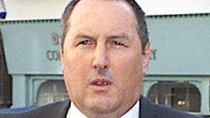 Former police officer Christopher Wratten jailed for child pornography ...