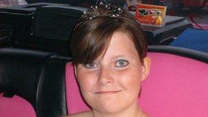 Charlotte Underwood death: School defibrillators petition - BBC News