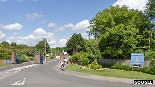 Lyneham £230m military training college plans approved - BBC News