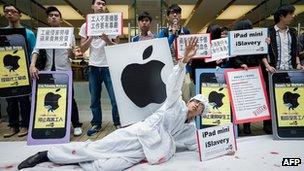 Apple faces new China worker abuse claims - BBC News