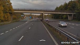 M54 motorway bridges repair work begins near Telford - BBC News