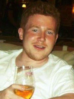 Windsor murder inquiry: Tributes to Seán Noctor - BBC News