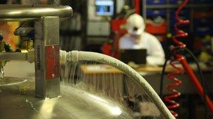 Boulby mine: Underground life gives alien clues - BBC News