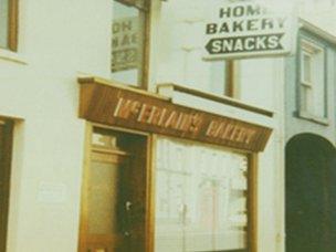 McErlain's bakery creates 100 new jobs in Magherafelt - BBC News