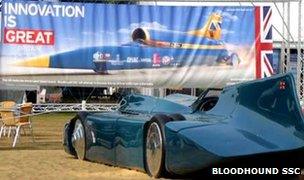 Bloodhound Diary: Talking big engines - BBC News