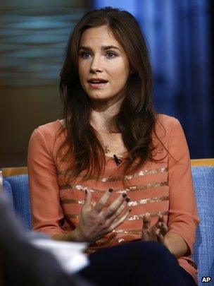 Amanda Knox: I won't go to Italy for Kercher retrial - BBC News