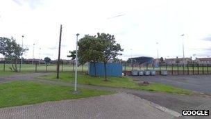 Supporters invade pitch at cup game in Prestonpans - BBC News