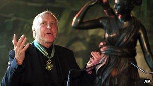 Peter Greenaway honoured by Stockholm Film Festival - BBC News