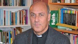 Lee Rigby murder: Woolwich and Middleton face recovery - BBC News