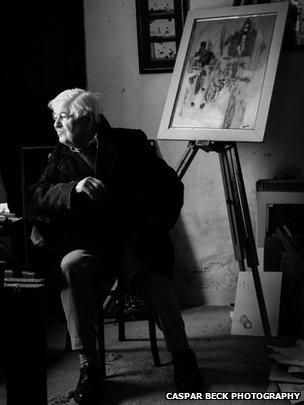 Artist John Beck, 99, holds first exhibition - BBC News