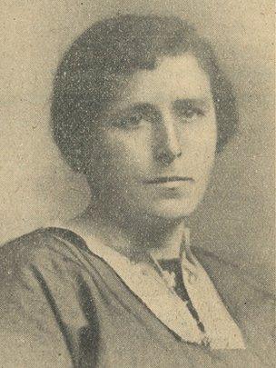 World War One: The woman who took on the slum landlords - BBC News