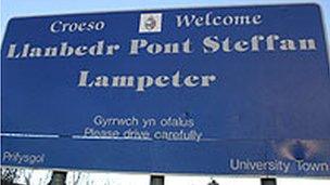 Lampeter regeneration ideas to revive town economy - BBC News