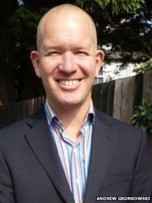 Deal IRA bomb 25th anniversary: Marine remembers blast - BBC News