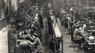 Coventry's war factories remembered at exhibition - BBC News