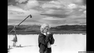 Eve Arnold, la fotógrafa que inmortalizó el siglo XX - BBC News Mundo