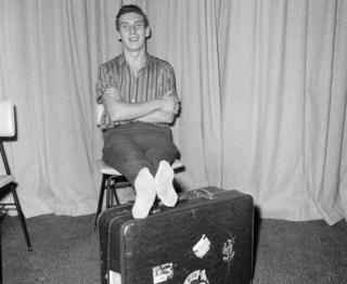 Crate escape: Search for Irishmen who airmailed Brian Robson home - BBC ...