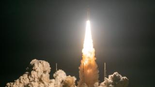 Artemis: la primera foto de la Luna que toma la misión espacial al orbitar el satélite - BBC ...