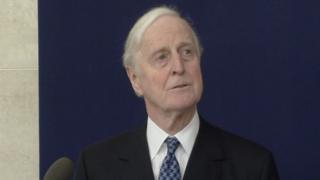 Former Lord Chief Justice Robert Carswell dies aged 88 - BBC News