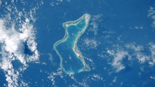 Why is everybody talking about the Chagos Islands? - BBC Newsround