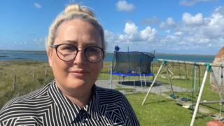How a cancelled ferry has impacted island life - BBC News