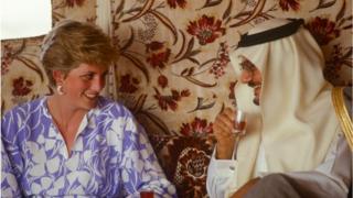 Design for Princess Diana's 'burka with a bow' on sale - BBC News