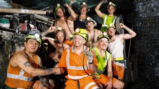 Wakefield: Unique photographic record of coal mining goes online - BBC News