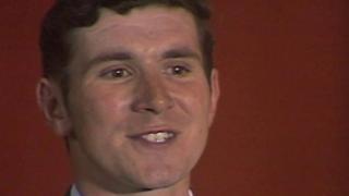 S4C presenter Dai Jones, Llanilar dies at 78 - BBC News
