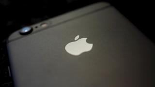 Who are the hackers who cracked the iPhone? - BBC News