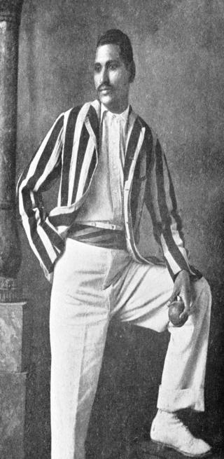 How the British forged the first Indian cricket team - BBC News