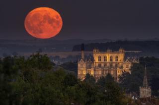 Sturgeon Moon: Photographers in England capture full Moon pictures ...