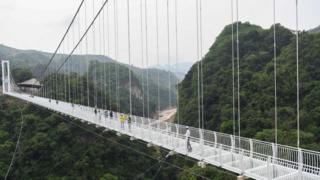 World's largest see-through bridge opens in Vietnam - BBC Newsround