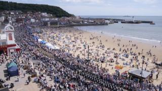 Number of holiday-let homes in England up 40% in three years - BBC News