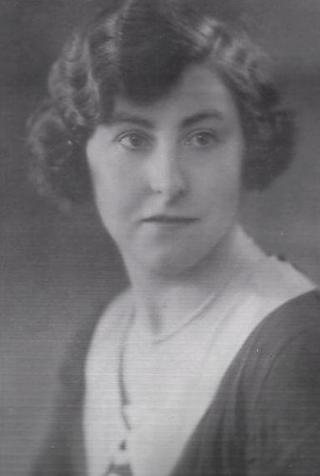 'I was found as a baby wrapped in my mum's coat – but who am I?' - BBC News