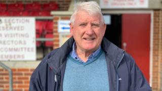 Didcot Town calls for earlier kick-offs to avoid floodlight costs - BBC ...