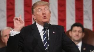 Un juez de Estados Unidos paraliza el decreto de Donald Trump para retirar fondos a las ...