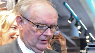 Primark founder Arthur Ryan dies - BBC News