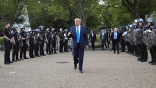 George Floyd death: Trump threatens to send in army to end unrest - BBC ...